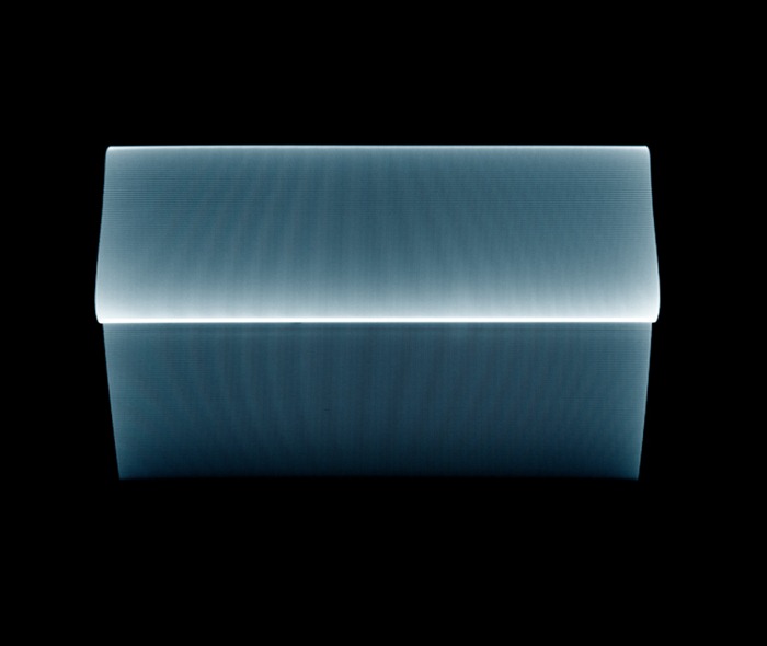 Photographs of Television Screens the Moment They’re Turned Off ...